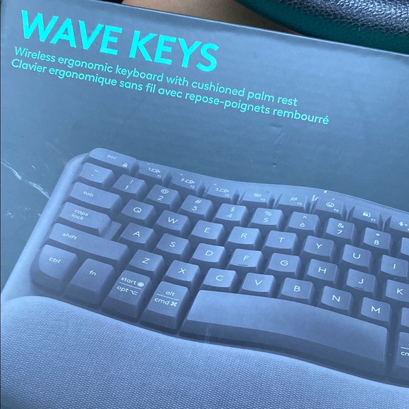 Logitech | Computers, Laptops & Parts | Logitech Wave Keys Wireless ...